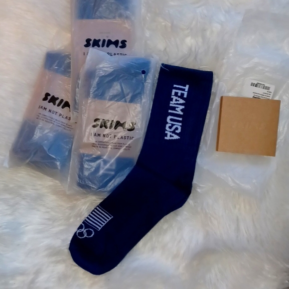 SKIMS | Other | Nwt Skims Olympic Usa Crew Tall Socks Limited Edition ...